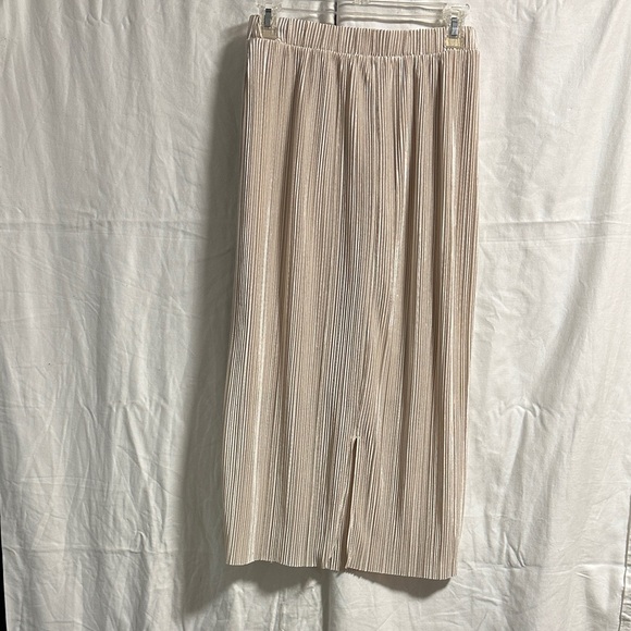 Skirts | Elegant Cream Pleated Skirt | Poshmark